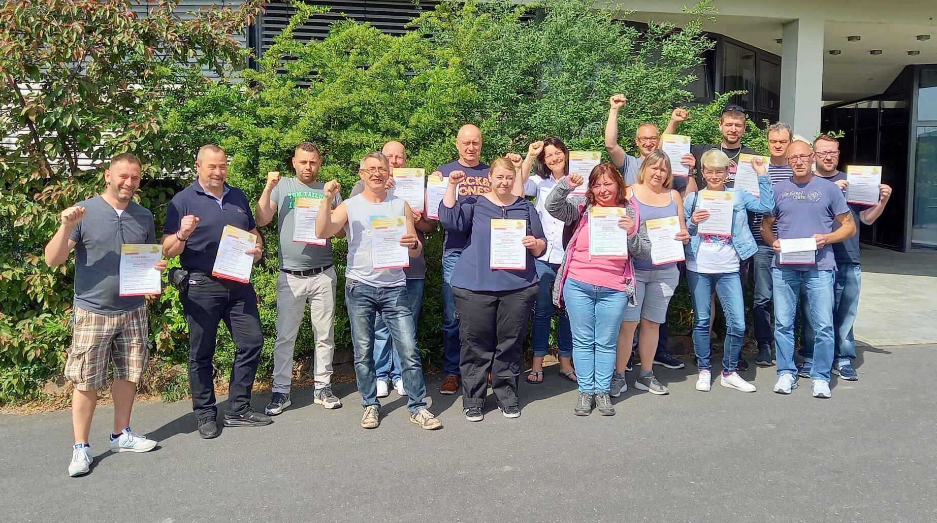 Fotoaktion bei Gegenbauer: "Wir sind #MEHRWERT als Mindestlohn ...